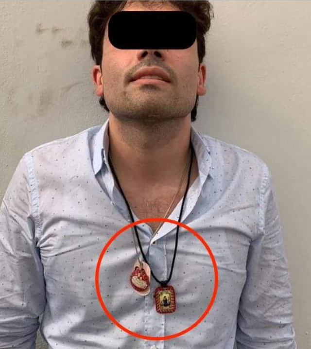 El fervor del hijo del Chapo por el santo que protegía a Pablo Escobar