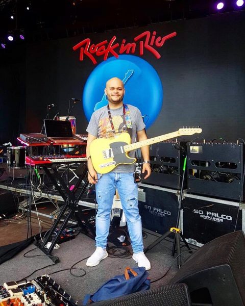 Los paraísos invisibles de José Castillo