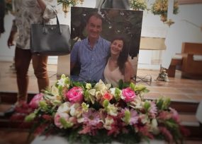 El adiós al doctor Robledo