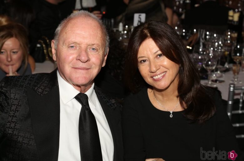 La esposa colombiana de Anthony Hopkins lo enseñó a bailar merengue ...