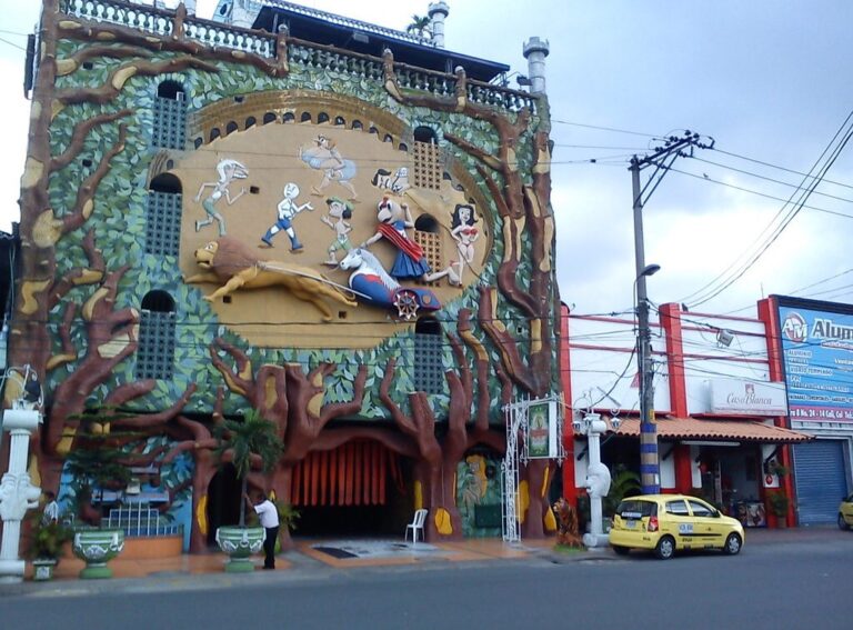 Incendio en Condoricosas: ¿trágico final del icónico motel caleño?