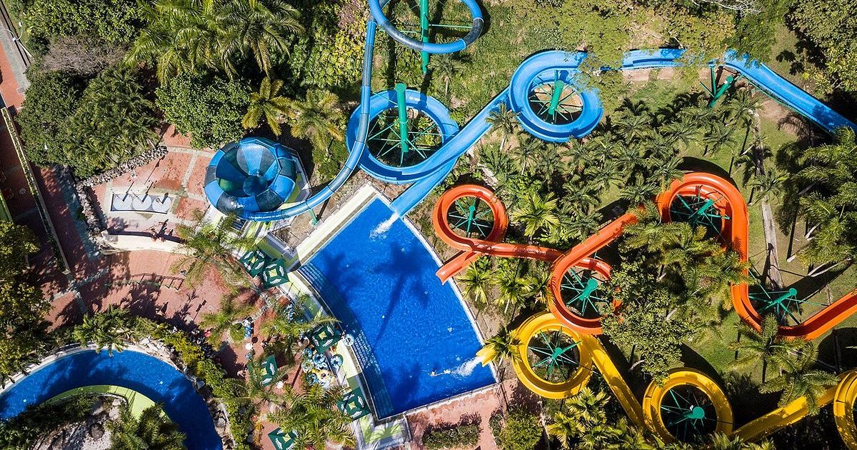 Parques acuáticos que puede visitar en Colombia además de Piscilago
