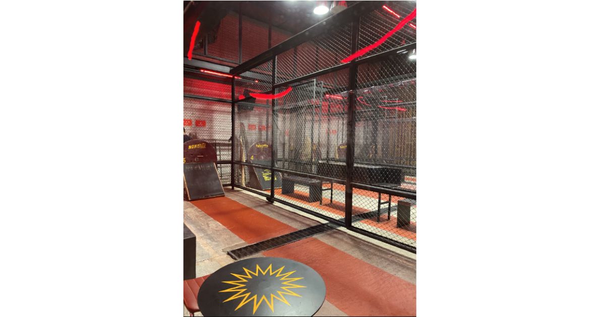 Tejo en Bogotá: el bar para universitarios que puso a los gomelos a jugarlo