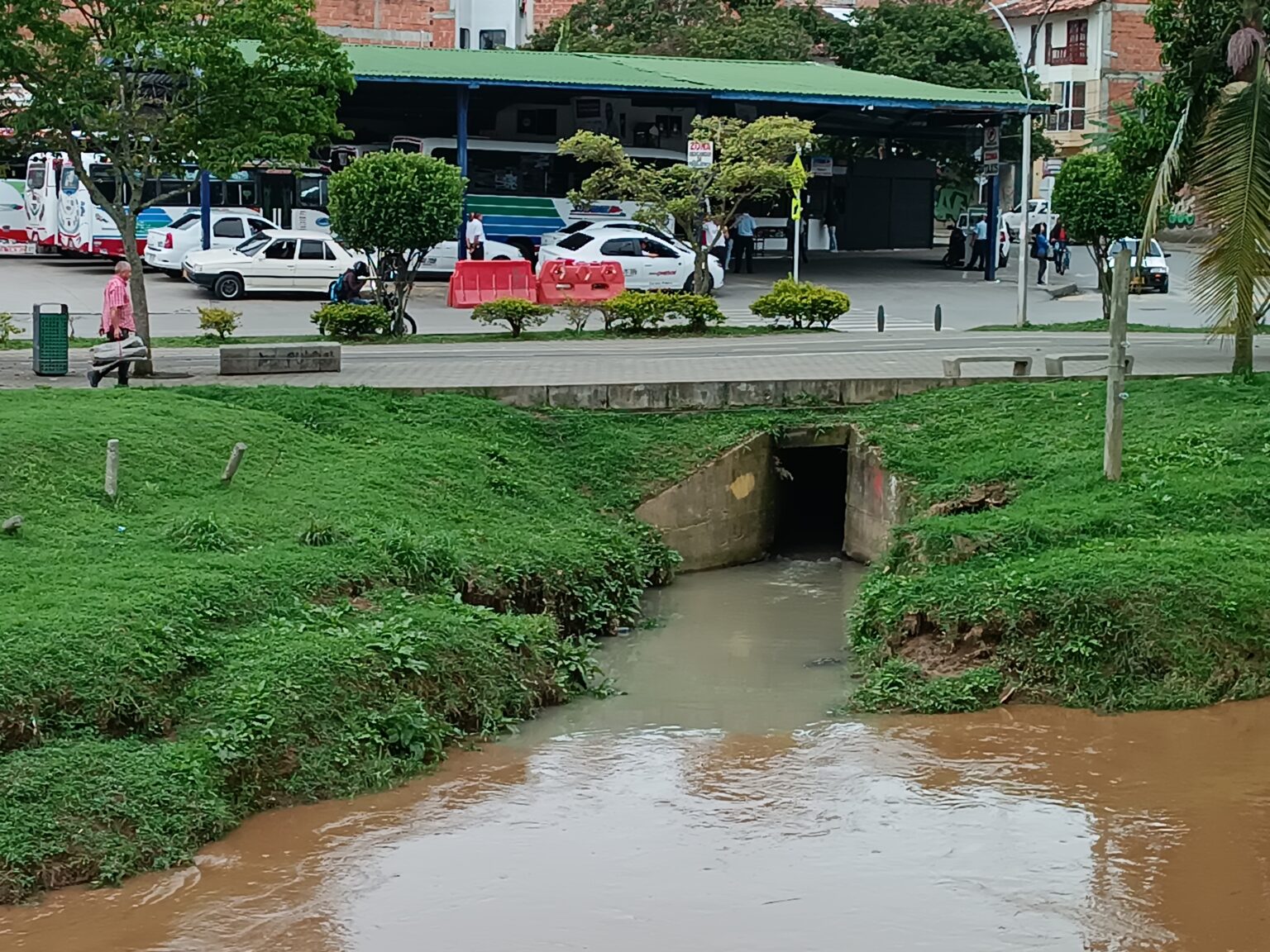 La recuperación de la quebrada La Marinilla, una asignatura pendiente ...