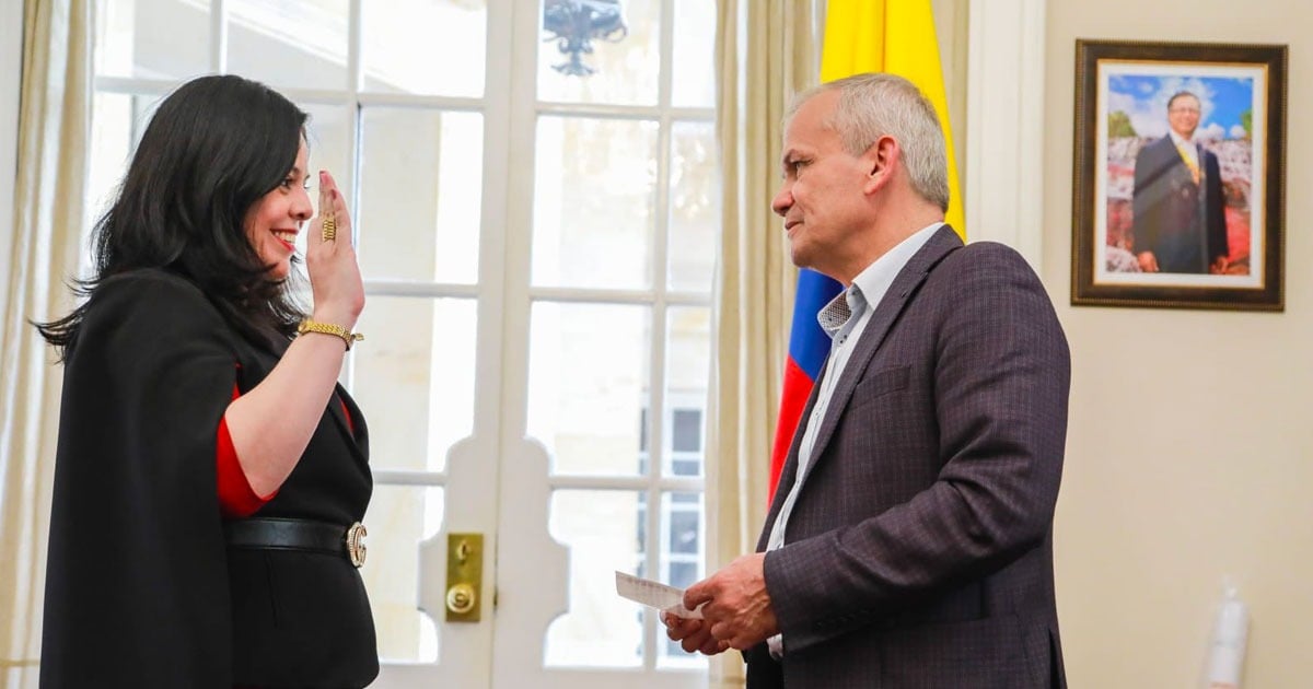 Las 5 mujeres del Partido Verde que rodean al poderoso director de la ...