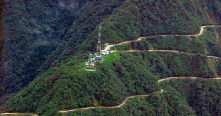 Cómo es El trampolín de la muerte, la vía más peligrosa de Colombia entre Putumayo y Nariño