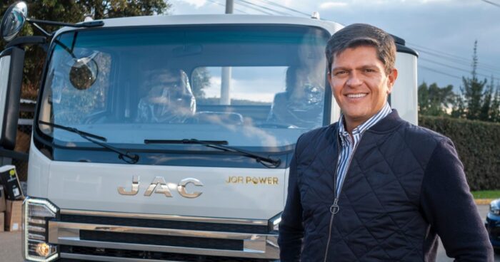 Así arrancó Autocom, la compañía colombiana que logró ser una de las que más distribuye carros ...