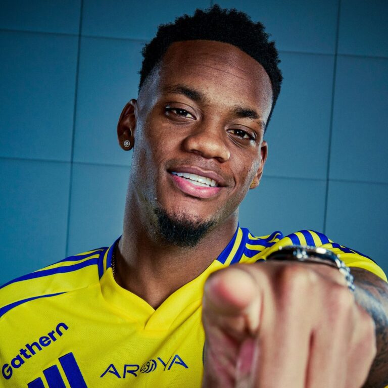 Ella es la novia de Jhon Durán: reina de belleza y médica