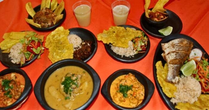 El mejor corrientazo de mar en Bogotá; pescados gigantes, arroz con ...