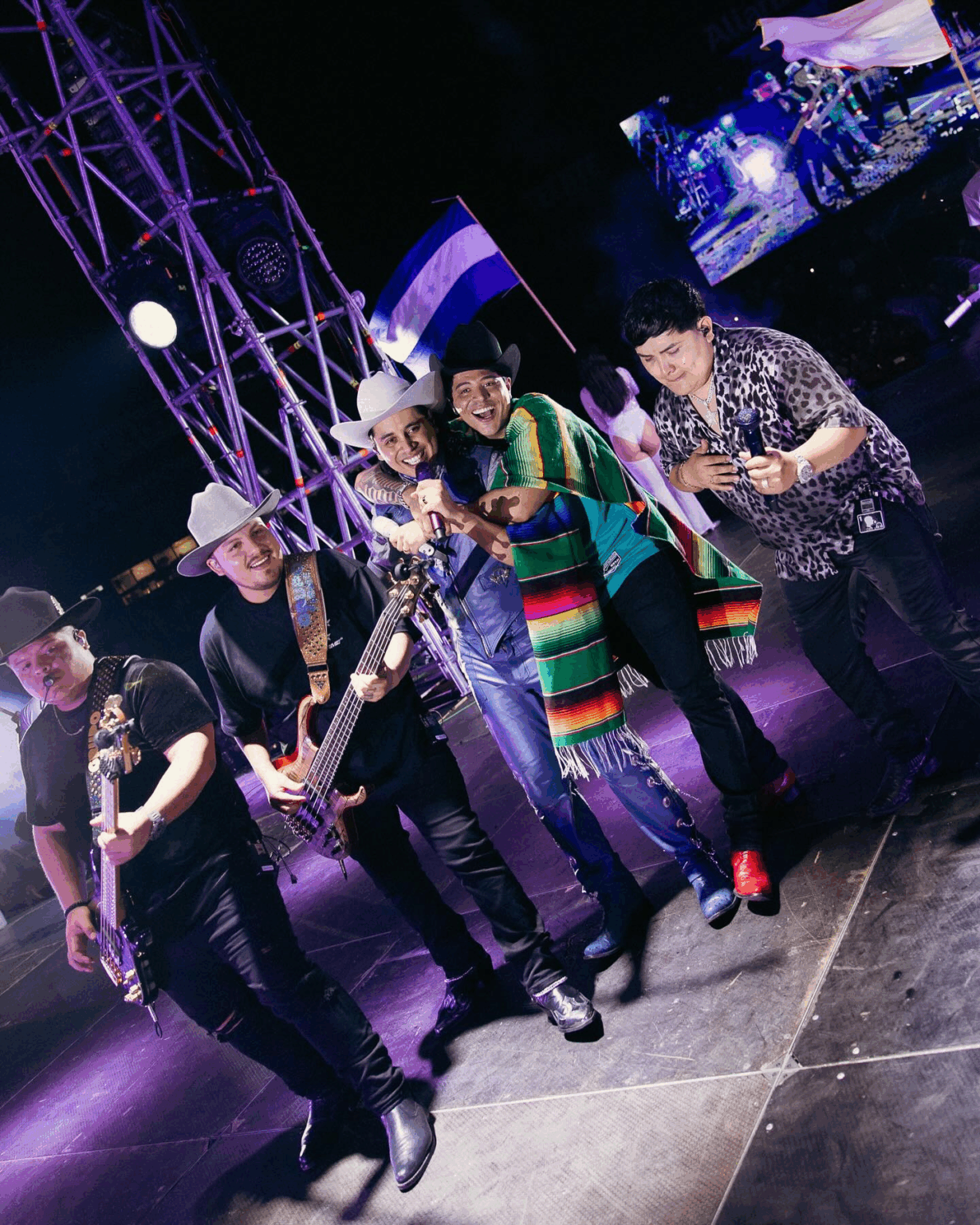 Grupo Firme desató la locura en Bogotá: El Campín tendrá una segunda ...